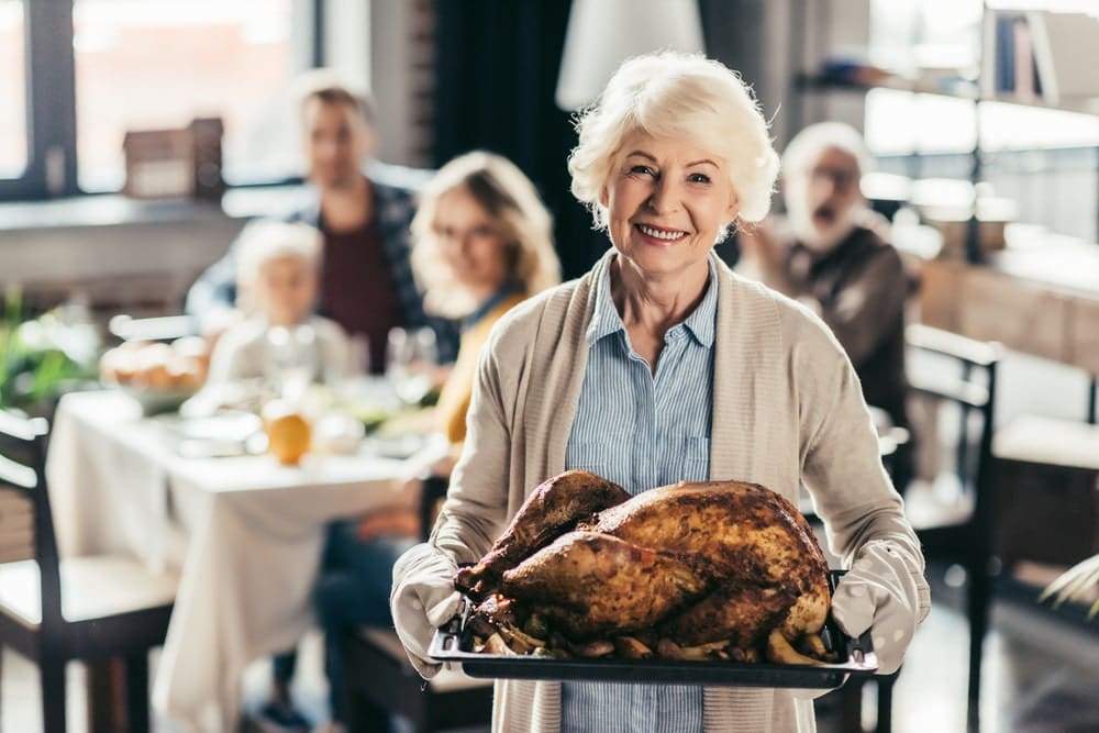 6 Tips For Celebrating Thanksgiving With Senior Loved Ones